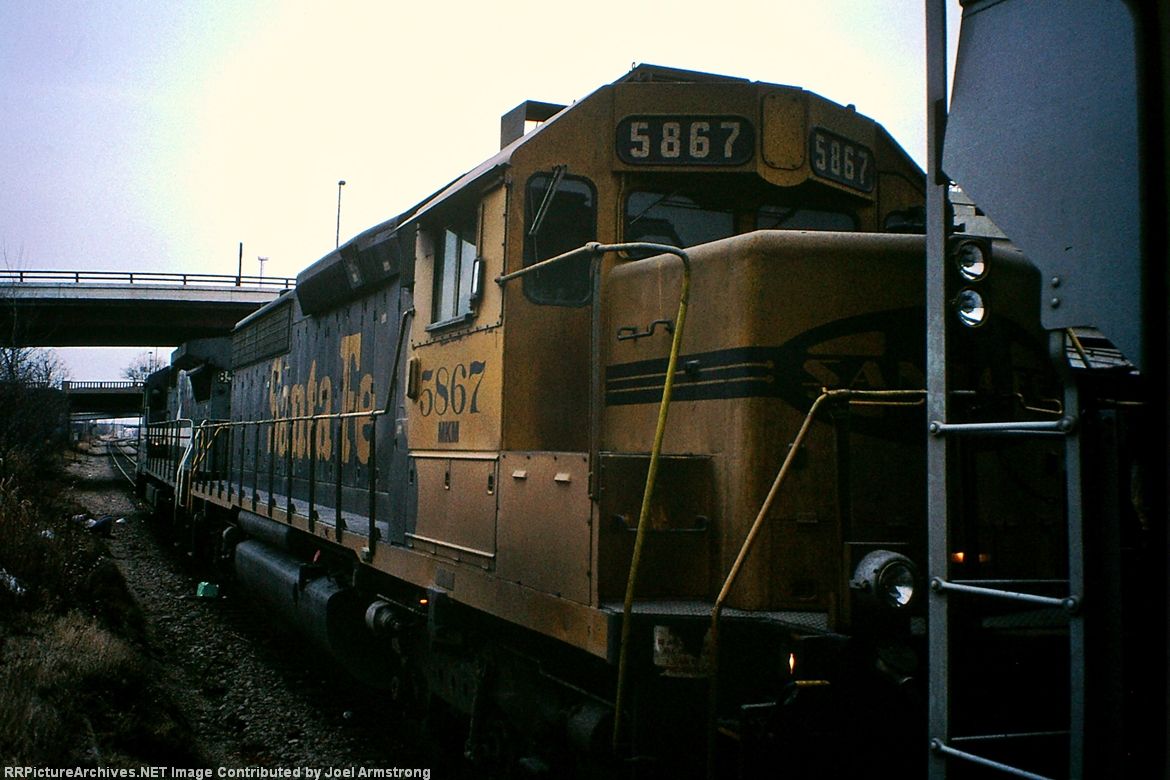 ATSF 5867